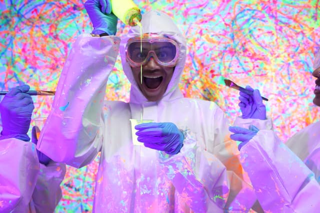 Neon Paint Place | Baltimore's #1 Glow-in-the-Dark Art Experience